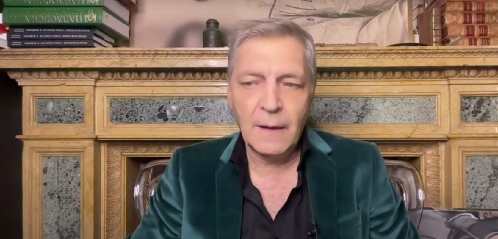 У Невзоровых конфисковали землю дом и автомобиль в России